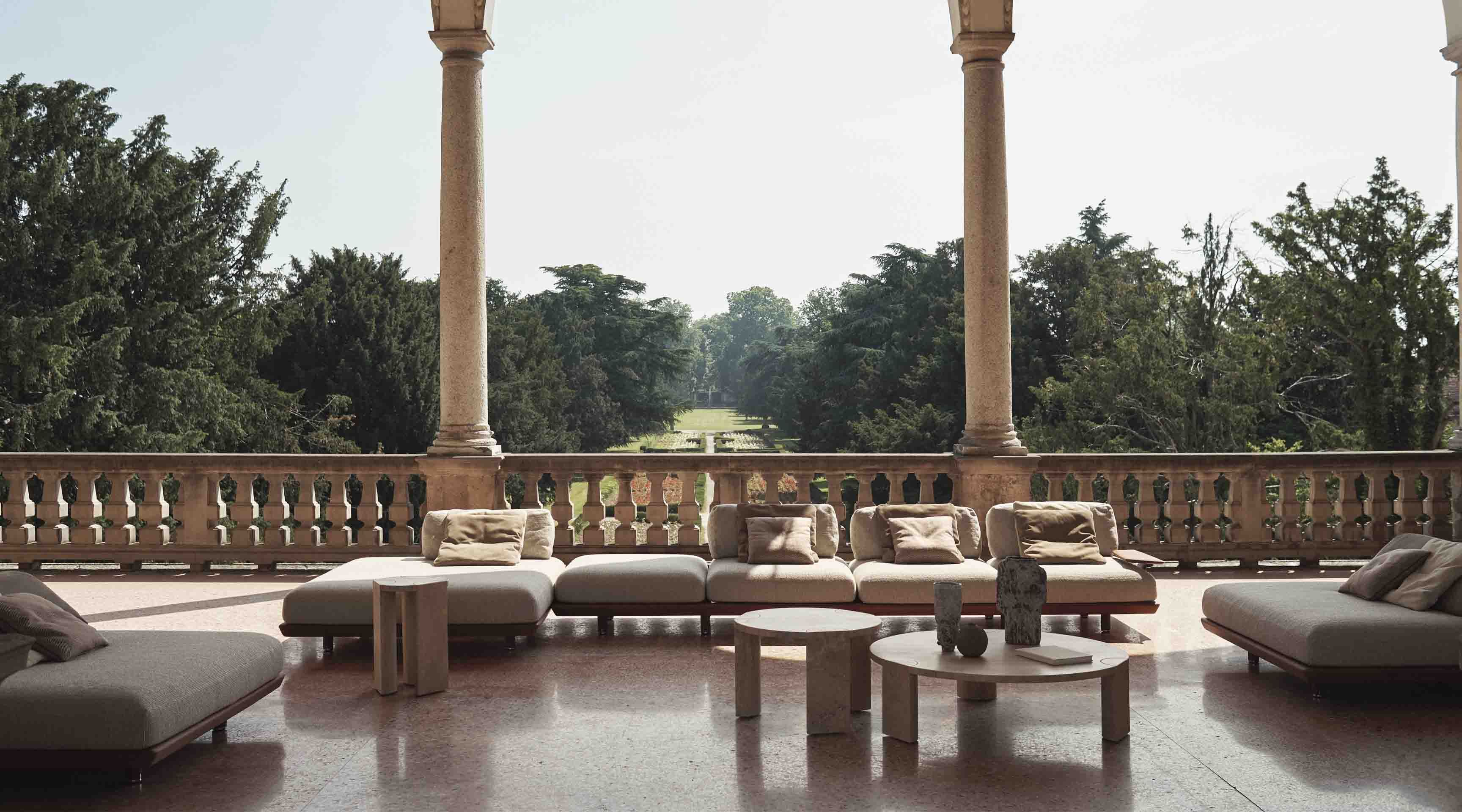 Caprera Sofa | Exteta