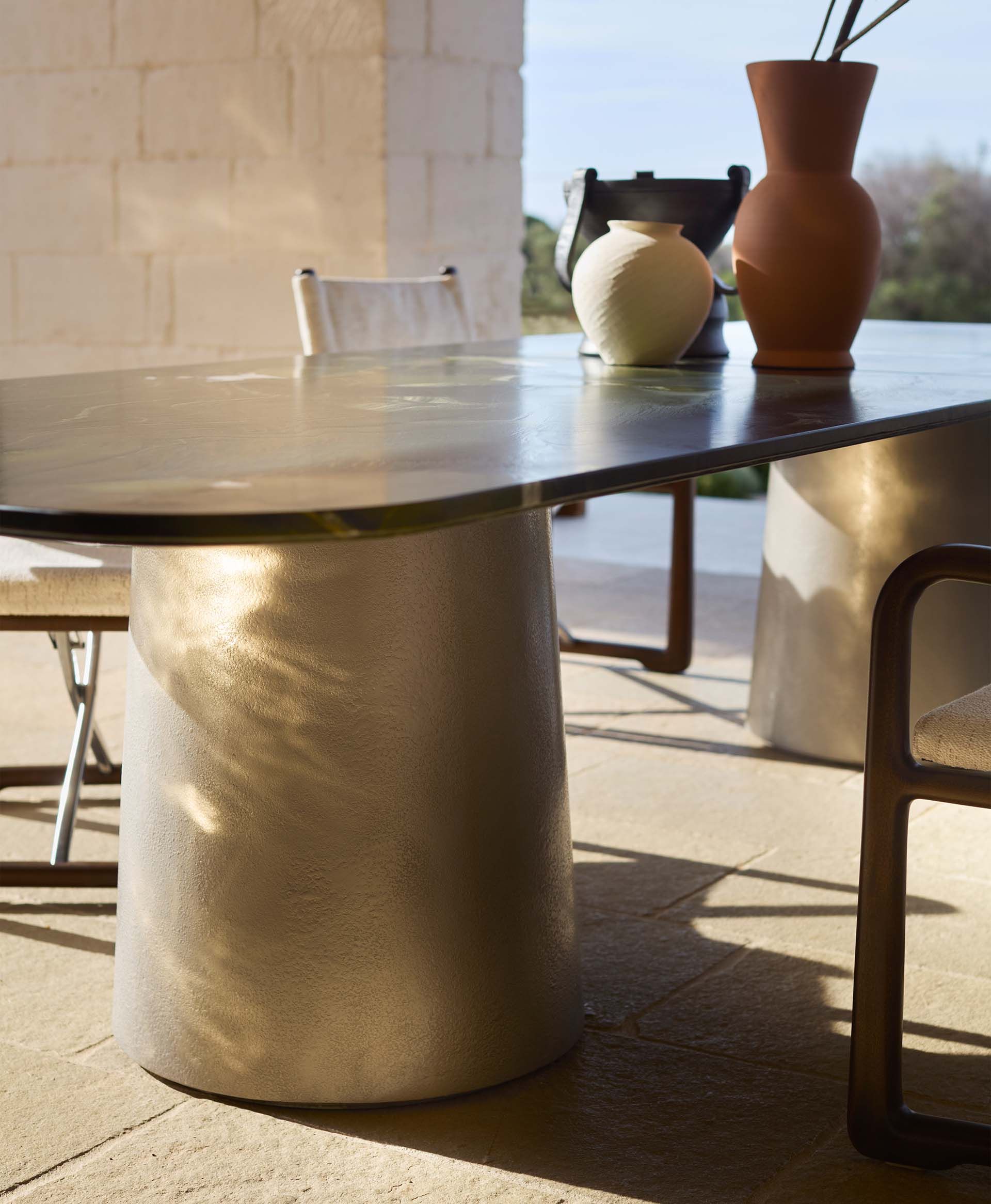 Etna Dinner Table – Tables | Exteta
