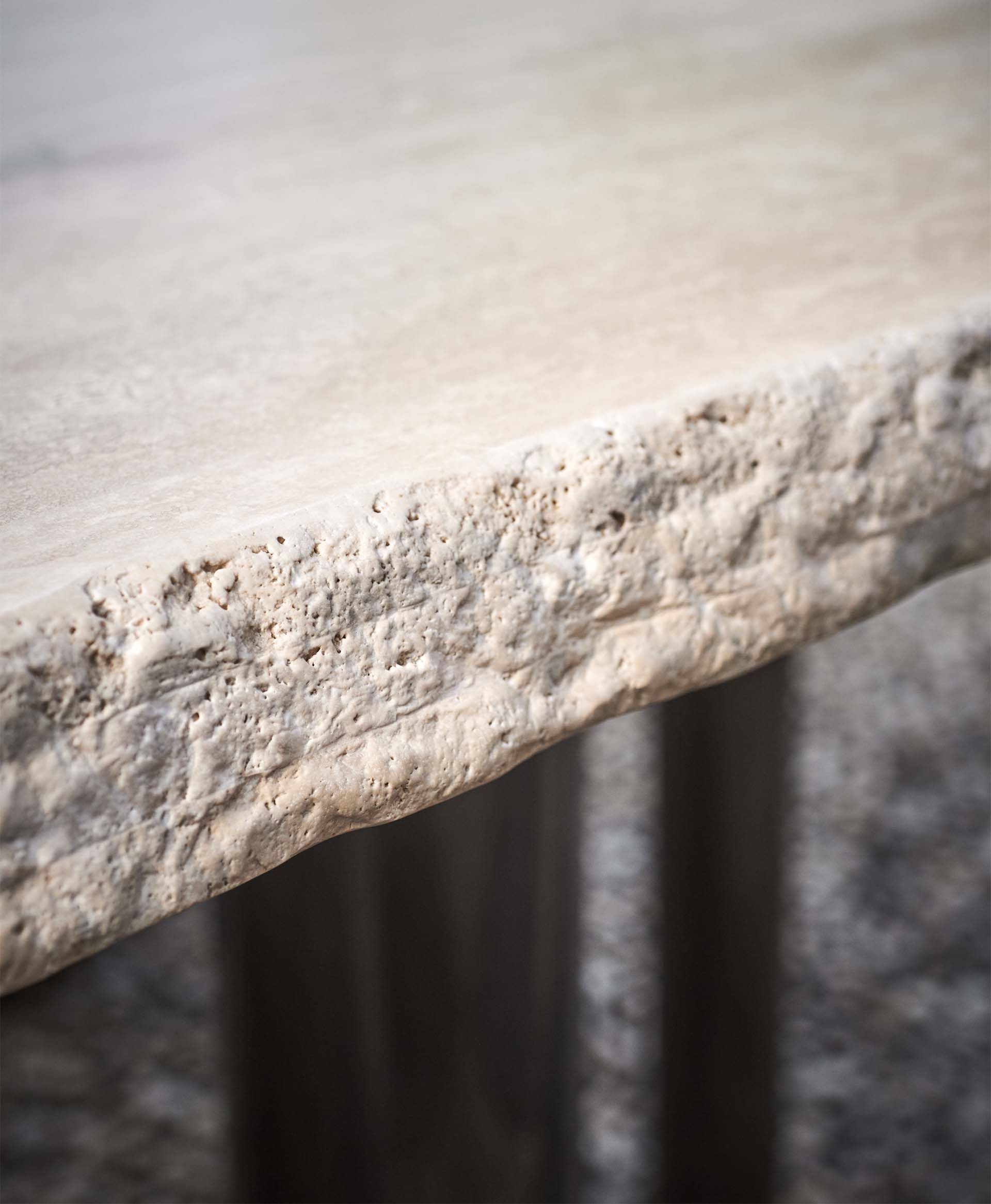 10th Joint Stone Dining Table | Exteta