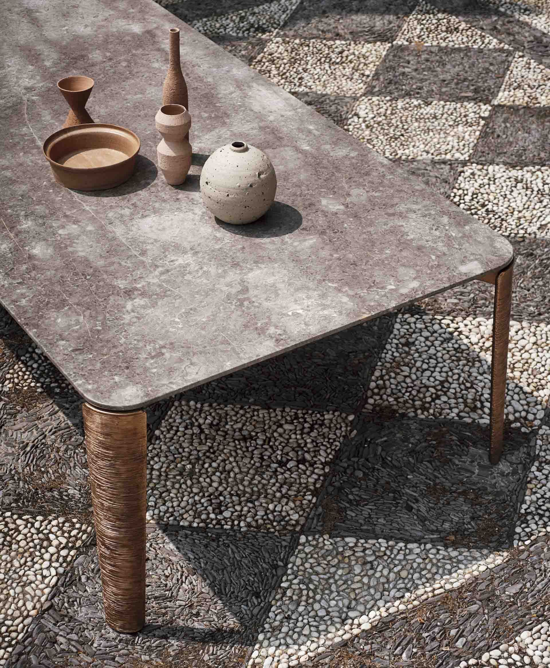 Moonlight Dining Table | Exteta