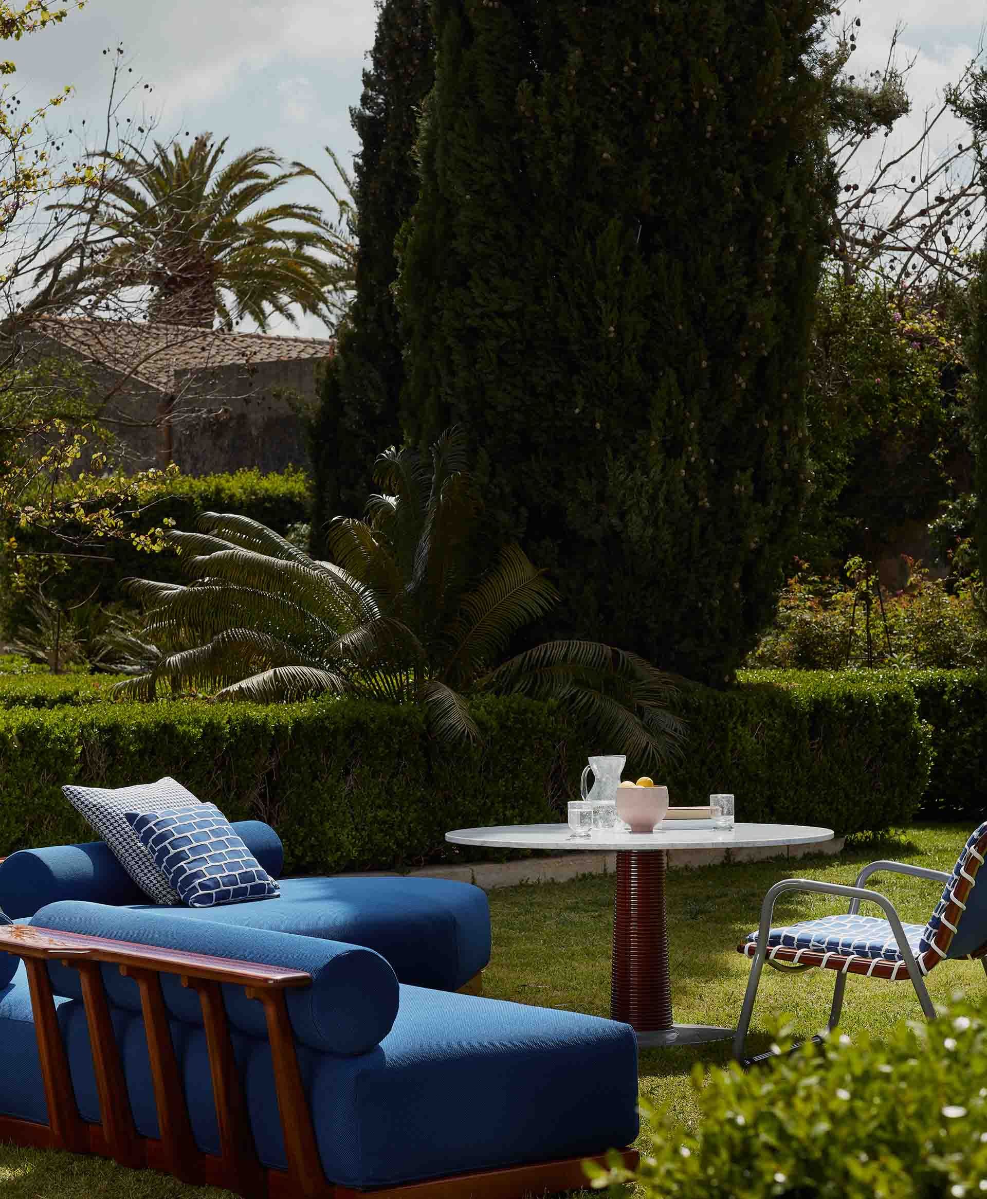 Sunset Lounge Table | Exteta